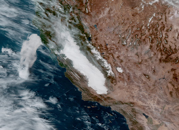 View of tule fog occurring right now in California's central valley ...